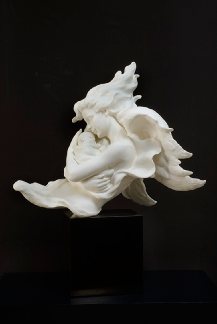 Dynamic Sculptures From the Artist Gaylord Ho